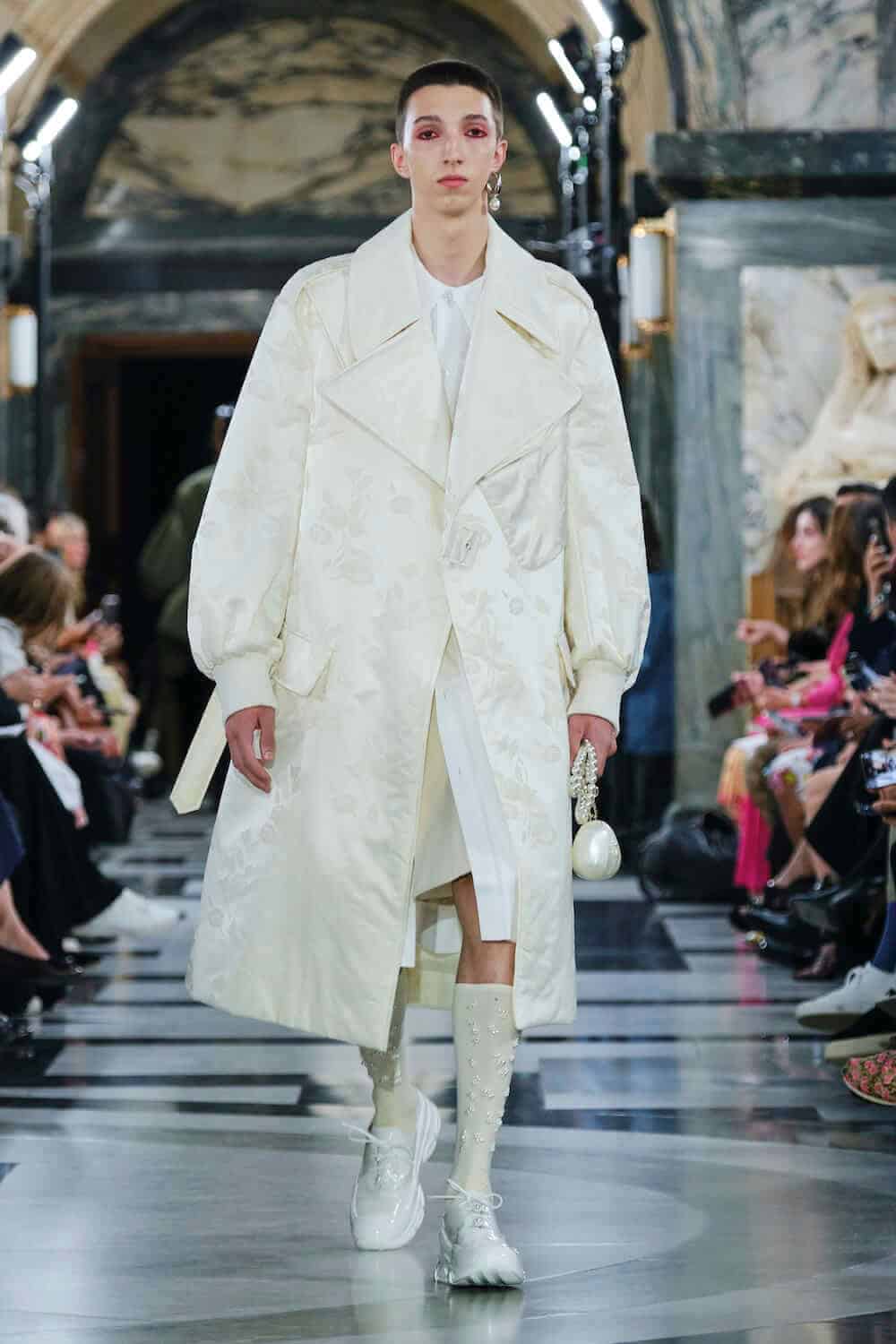 Simone Rocha: Ready-To-Wear SS23 - 10 Magazine Simone Rocha: Ready-To-Wear SS23 - 10 Magazine